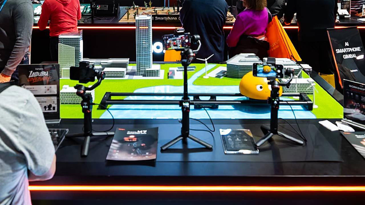 Hohem、インテリジェント・イメージング技術の革新を披露最新AIジンバル「iSteady MT3 Pro」を発表 [CES2026 ...